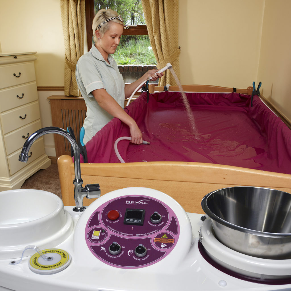 Ruby Mobile Shower System 2.0 - Reval Group