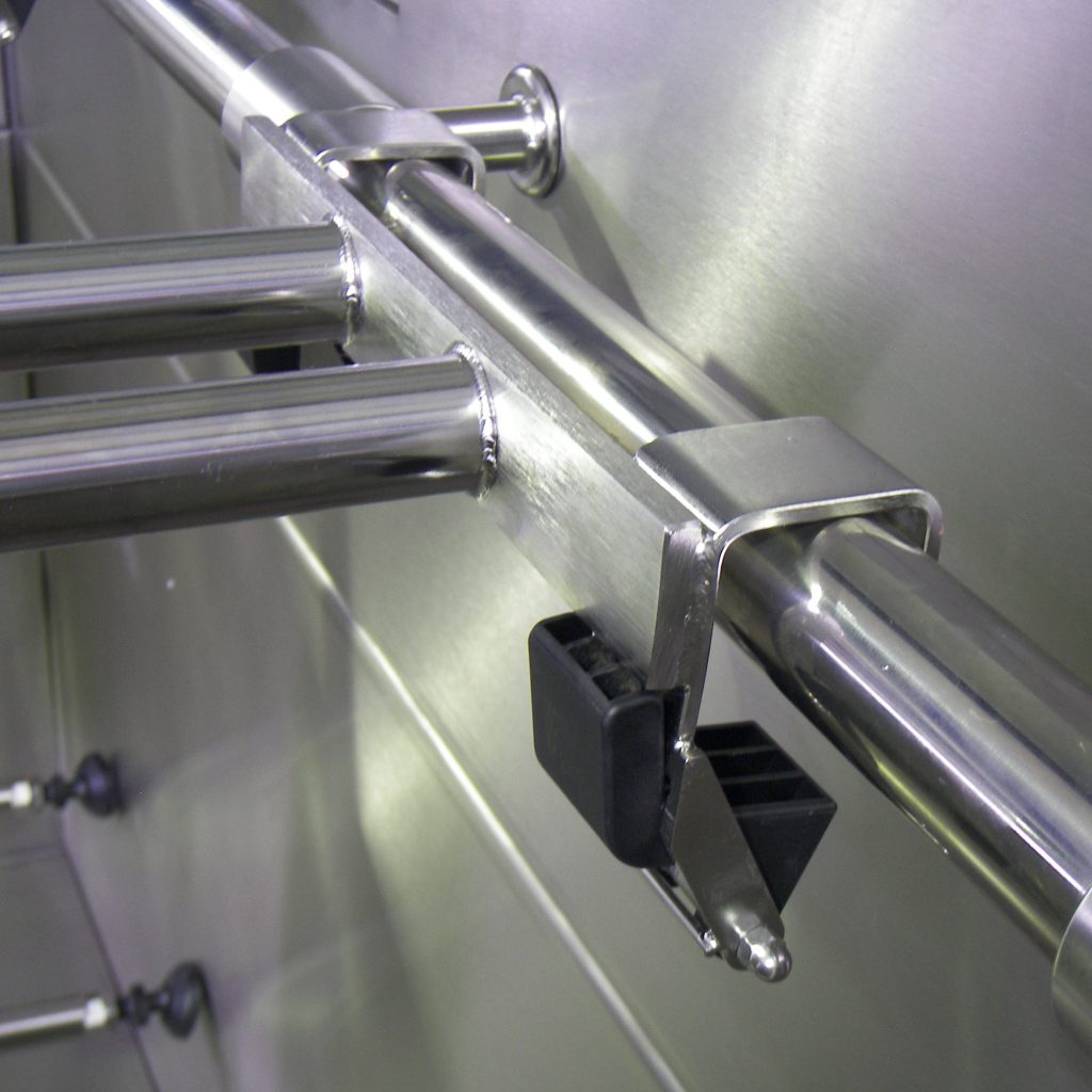 Adaptable safety bars - Reval Group